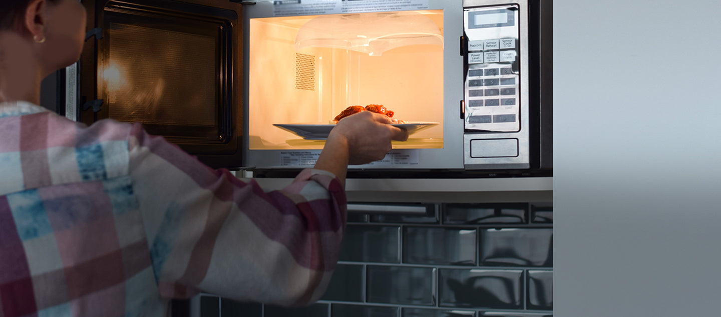 Hover Cover | Magnetic Microwave Cover for Food