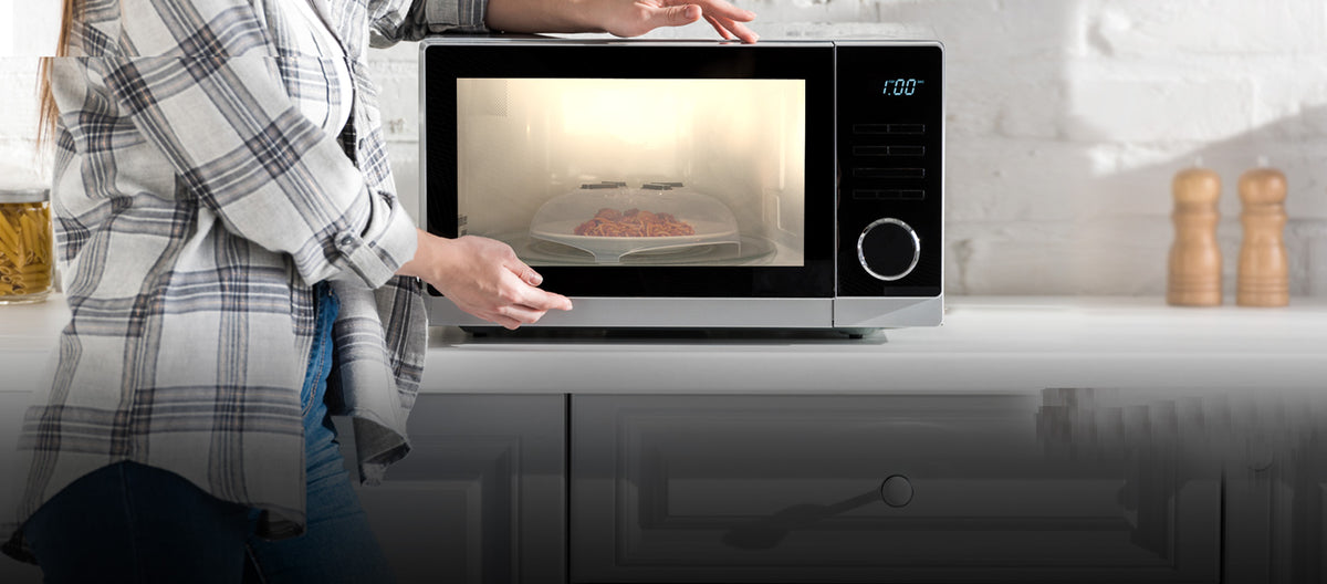 Hover Cover | Magnetic Microwave Cover for Food